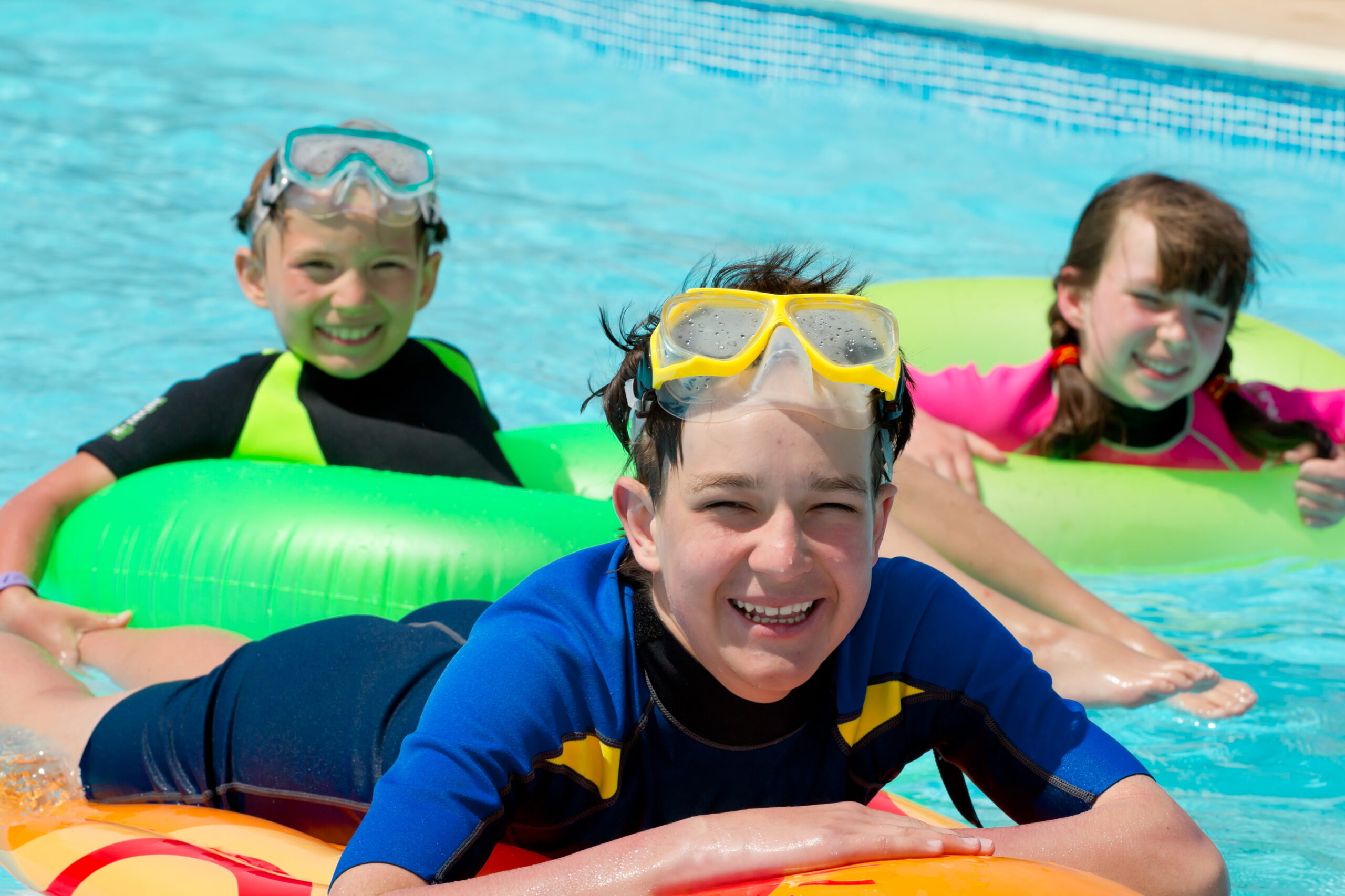 Exciting Swimming Pool Games for Kids - BackyardPatioLife
